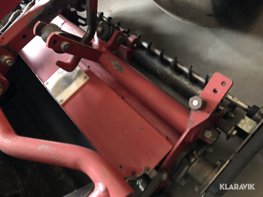 Klaravik Auktioner | Cylinderklippare Toro Groundmaster 3250-D