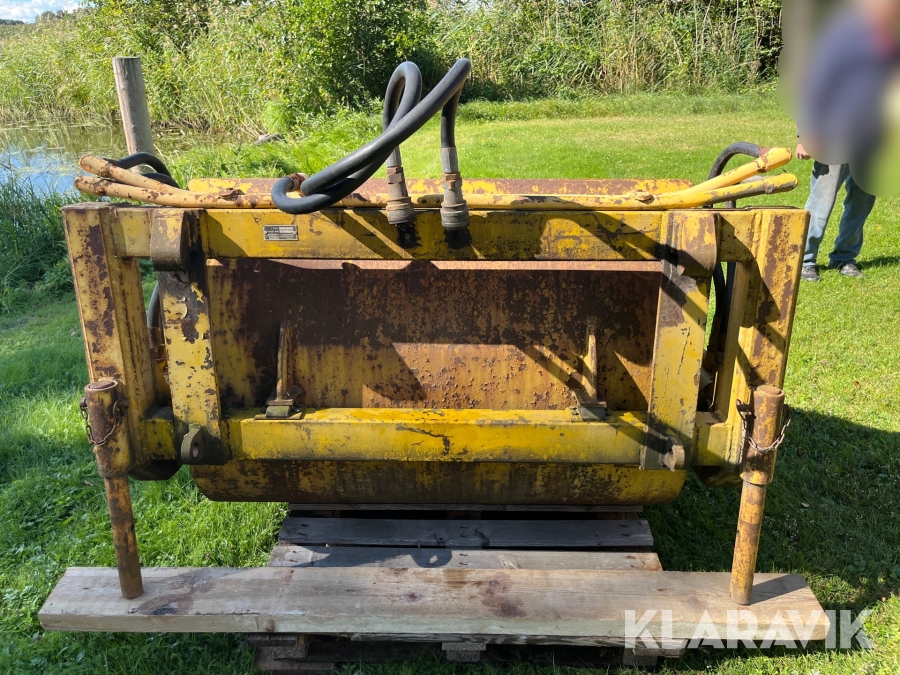 Betongskopa Bröderna Lundberg 7808, Arboga, Klaravik auktio