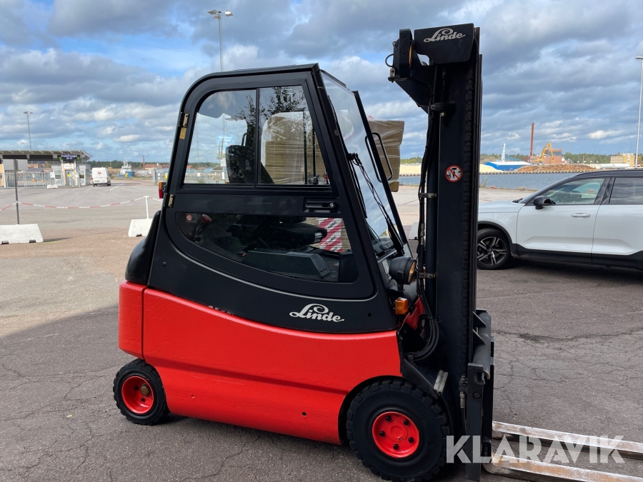 Motviktstruck Linde E25/600-03, Oskarshamn, Klaravik auktion