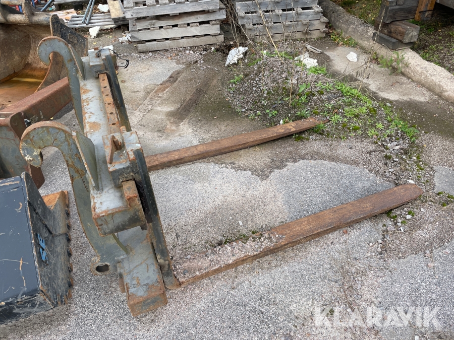 Klaravik Auktioner | Gafflar