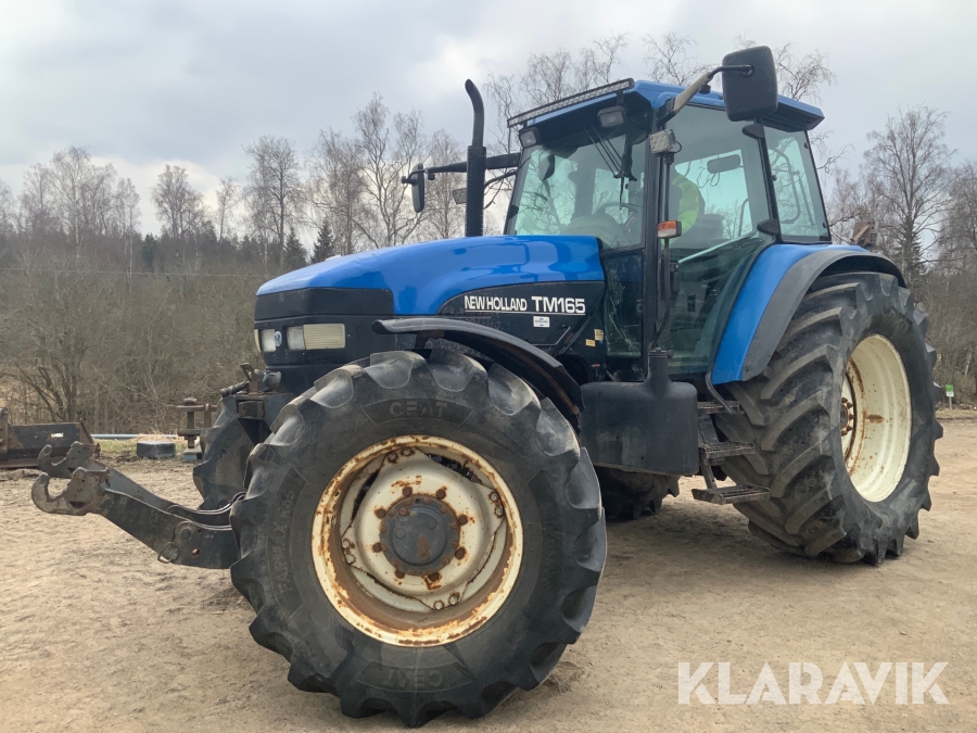 Traktor New Holland TM 115, Flen, Klaravik auktioner