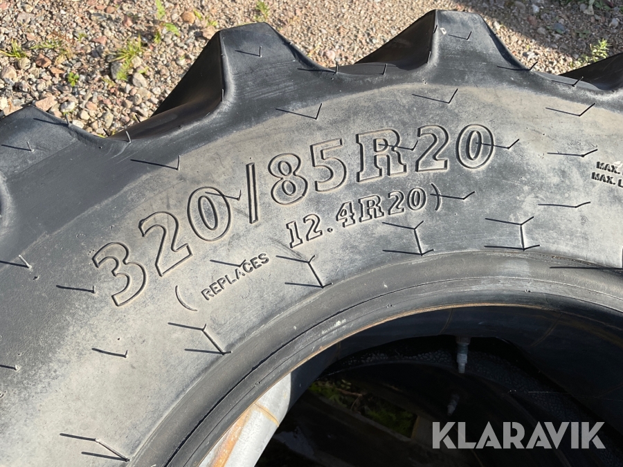 Traktordäck BKT och Trelleborg 420/85R30 / 320/85R20, Hudiks