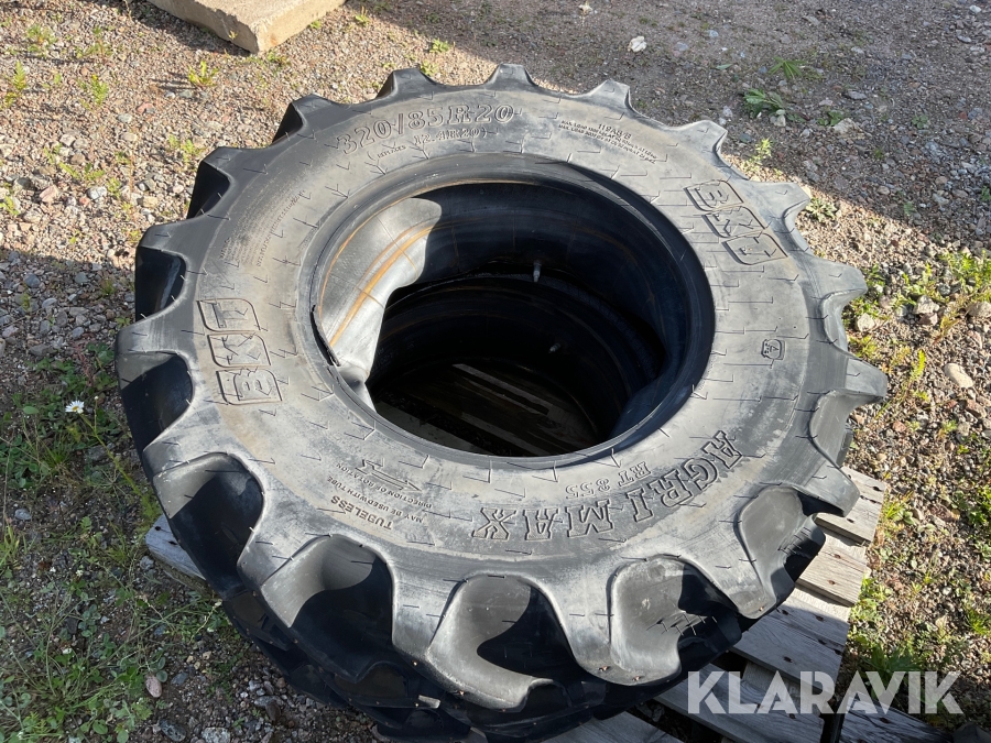 Traktordäck BKT och Trelleborg 420/85R30 / 320/85R20, Hudiks