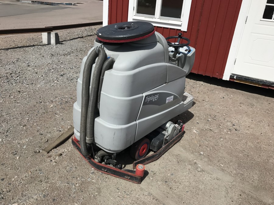 Klaravik Auktioner | Skurmaskin