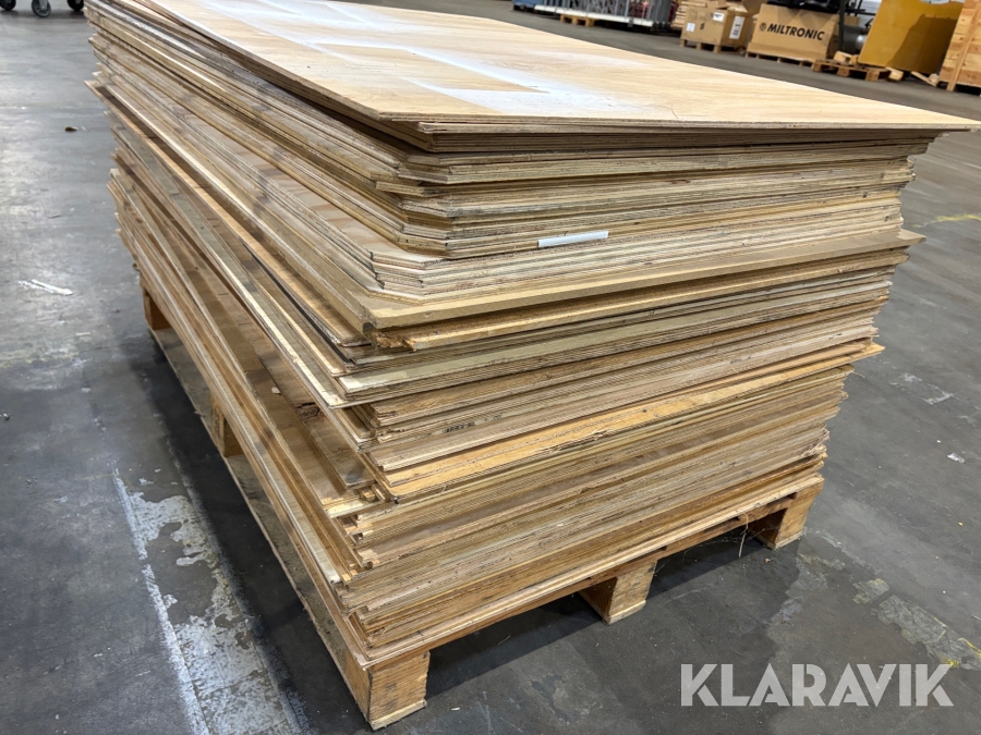 Pallock RTK, Trollhättan, Klaravik auktioner