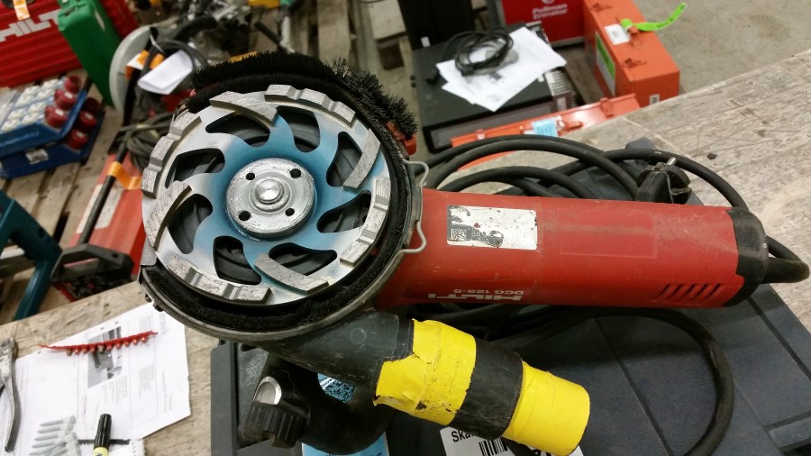 Slipmaskin för betong ,effekt ca. 2 kW