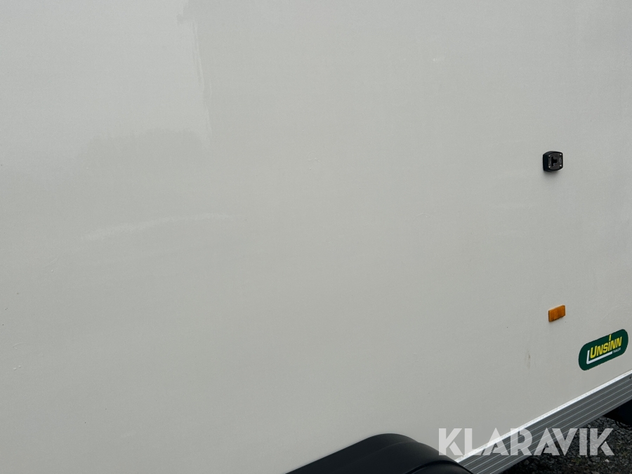 Personbilssläp UNSINN Trailer , Vara, Klaravik auktioner