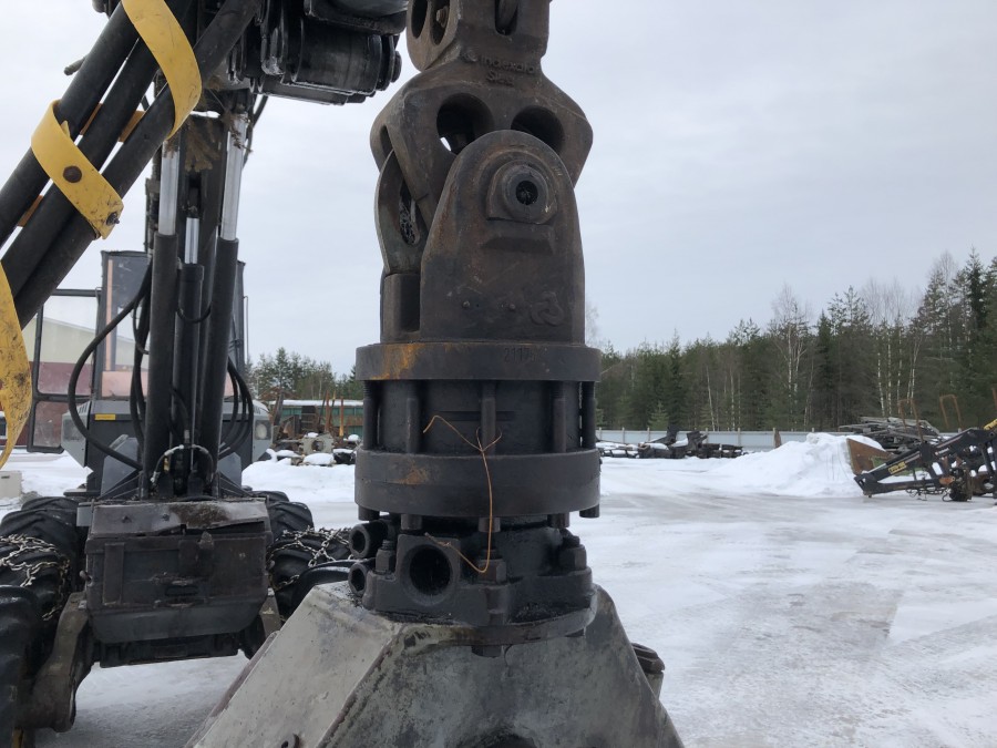 Sködare Ponsse HS10