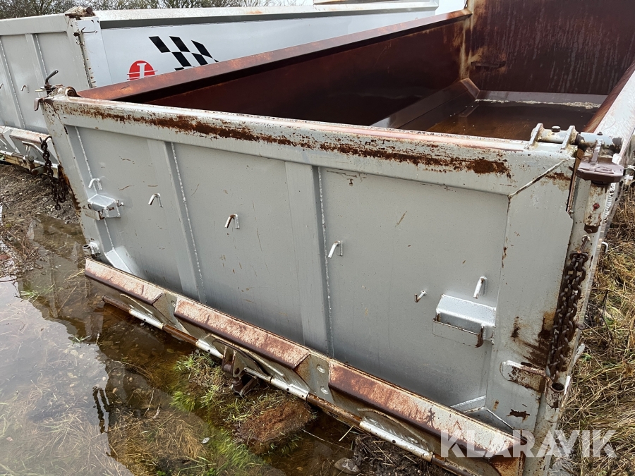 Lastväxlarflak istrail KS-780/1, Gotland, Klaravik auktioner