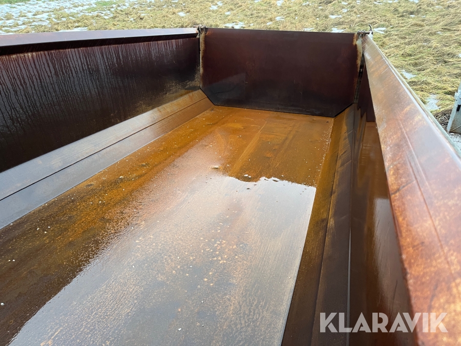 Lastväxlarflak istrail KS-780/1, Gotland, Klaravik auktioner