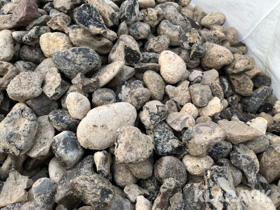 Dekorsten sjösten ca 6m3, Linköping, Klaravik auktioner