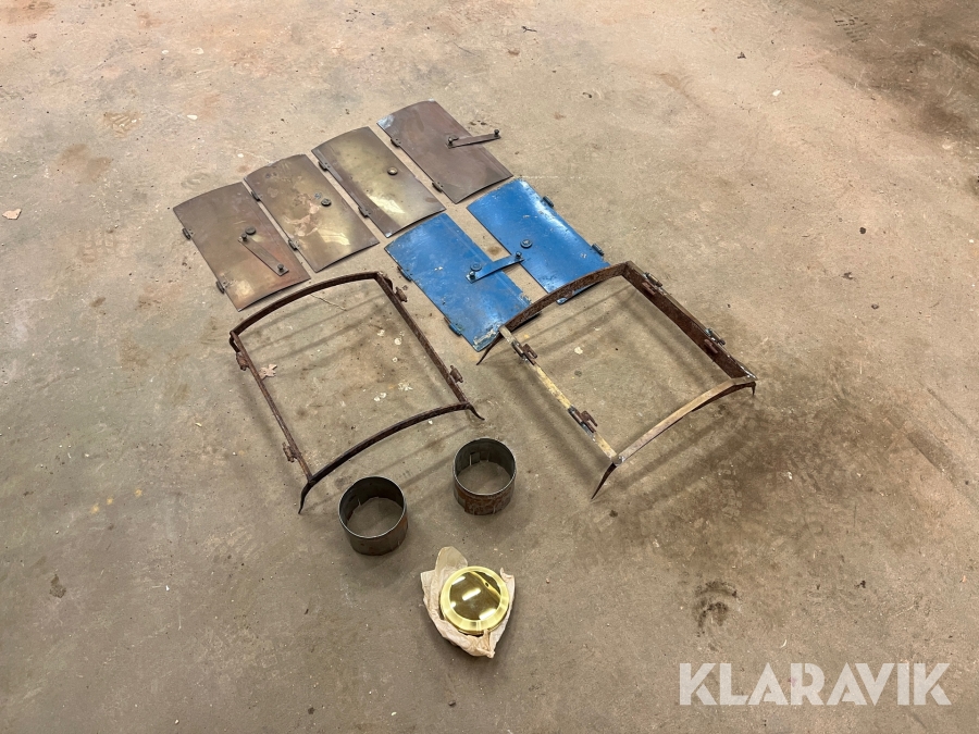 Luckor och ram till kakelugn, Örkelljunga, Klaravik auktione