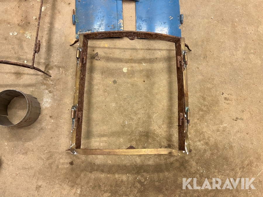 Luckor och ram till kakelugn, Örkelljunga, Klaravik auktione