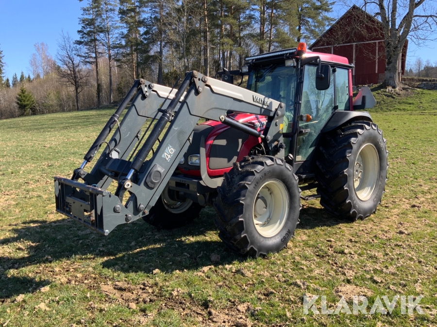Traktor Valtra A93, Vetlanda, Klaravik auktioner