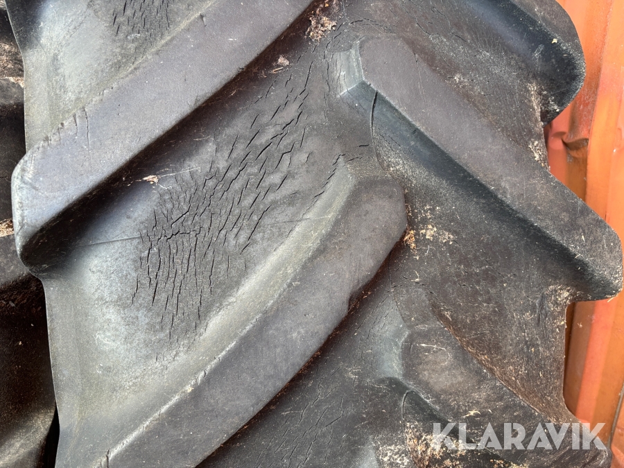 Dubbelmontage 2st Michelin XM108, Skellefteå, Klaravik aukti