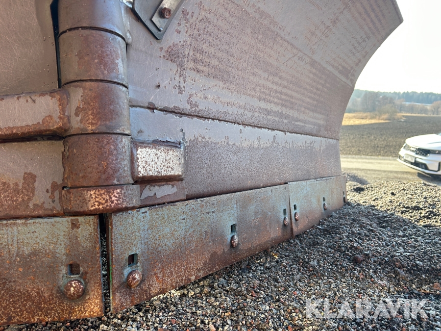 Vikplog Holms KGV-2.8, Uppsala, Klaravik auktioner