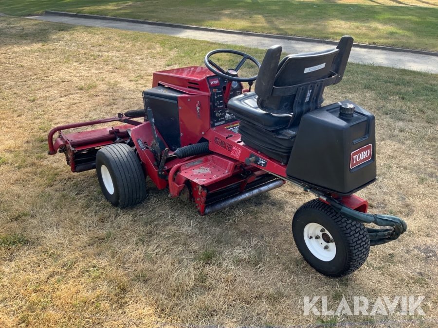 Klaravik Auktioner | Cylinderklippare Toro Reelmaster 216 AWD