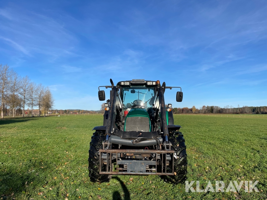 Traktor Valtra N142 Versu, Gagnef, Klaravik auktioner