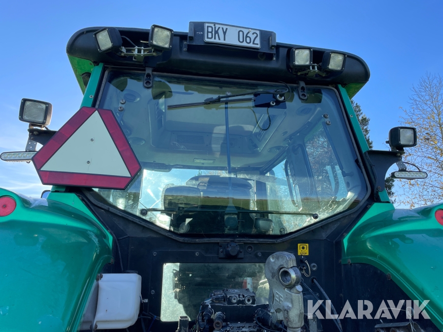 Traktor Valtra N142 Versu, Gagnef, Klaravik auktioner