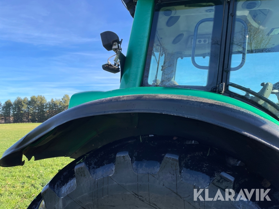 Traktor Valtra N142 Versu, Gagnef, Klaravik auktioner