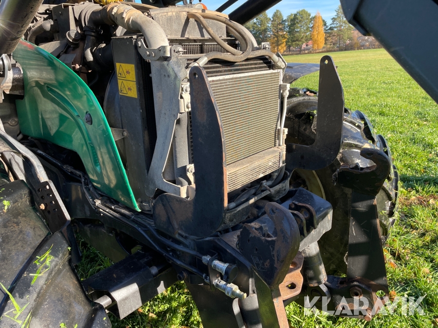 Traktor Valtra N142 Versu, Gagnef, Klaravik auktioner