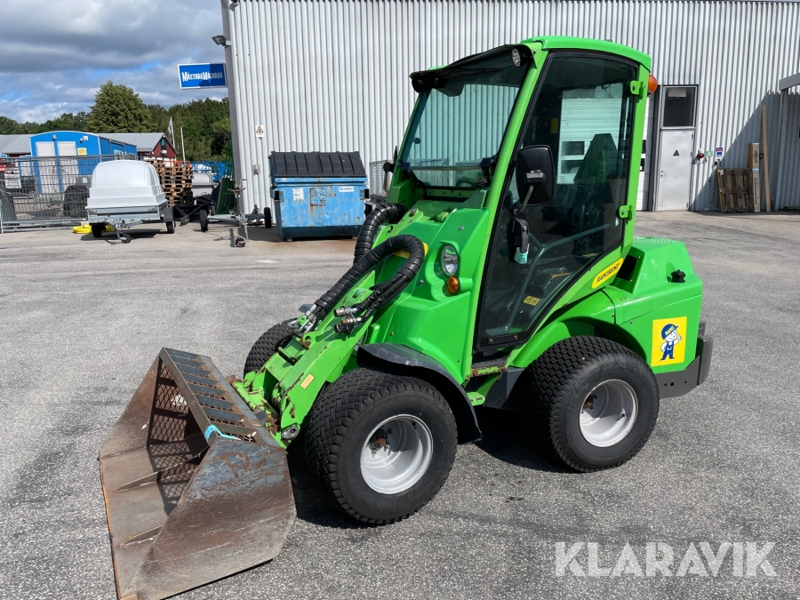 Kompaktlastare Avant 630