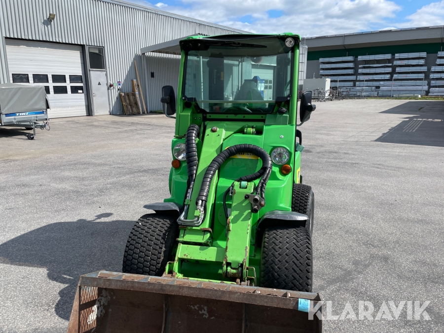 Kompaktlastare Avant 630