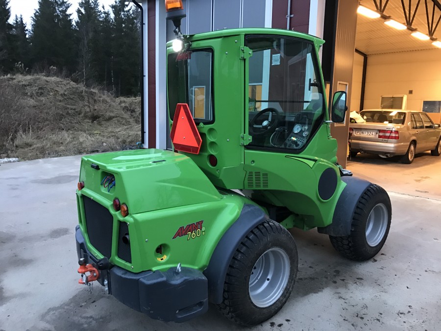Avant 760 Lastmaskin