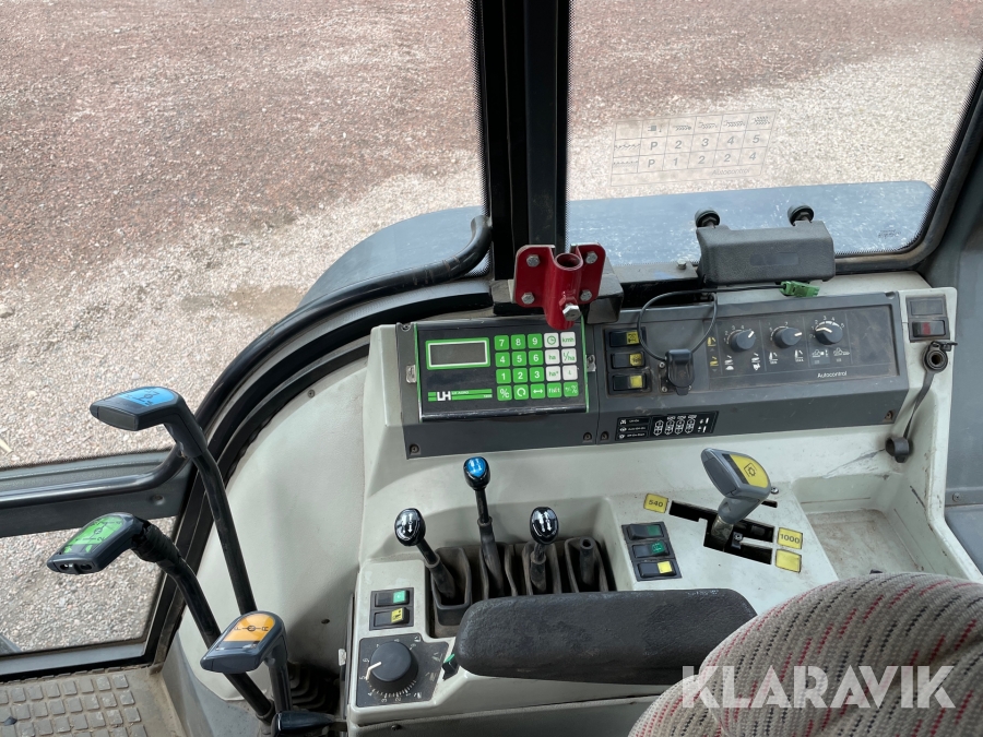 Traktor Valtra Valmet 6300, Halmstad, Klaravik auktioner