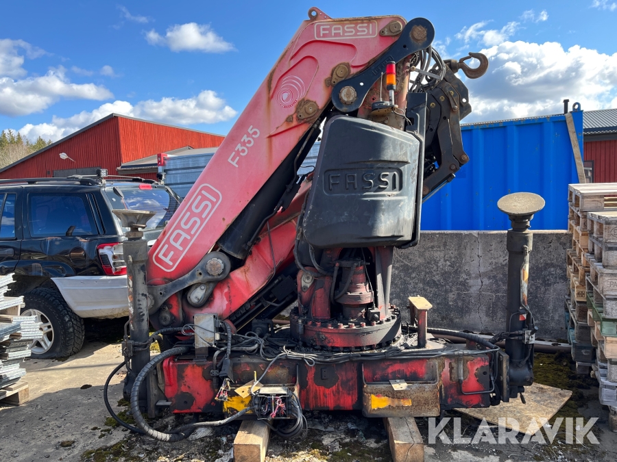 Kran Fassi F335A, Uppsala, Klaravik auktioner