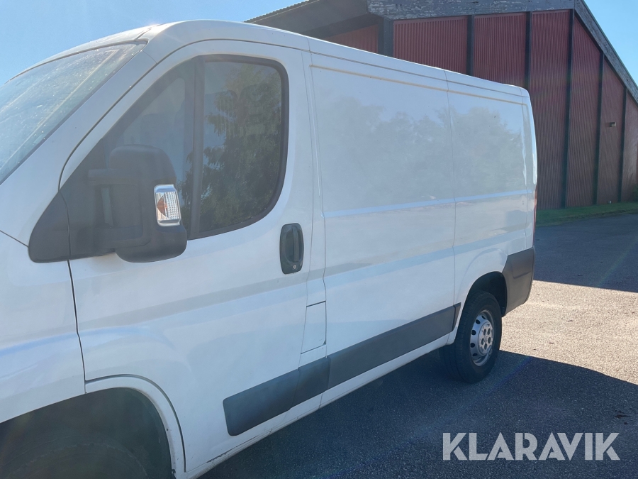 Skåpbil Peugot Boxer, Mellerud, Klaravik auktioner