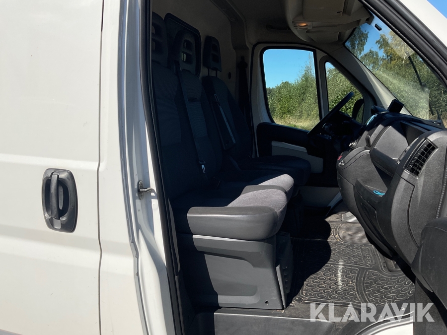 Skåpbil Peugot Boxer, Mellerud, Klaravik auktioner