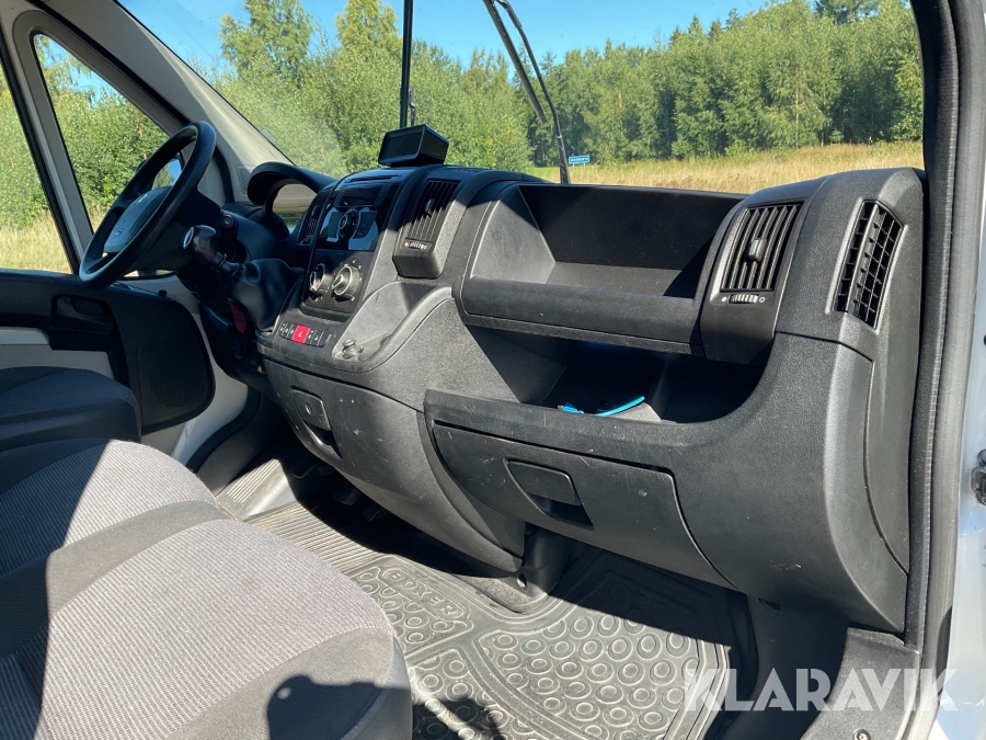 Skåpbil Peugot Boxer, Mellerud, Klaravik auktioner