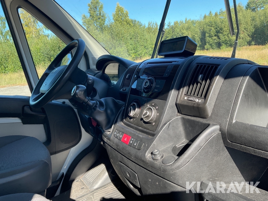 Skåpbil Peugot Boxer, Mellerud, Klaravik auktioner