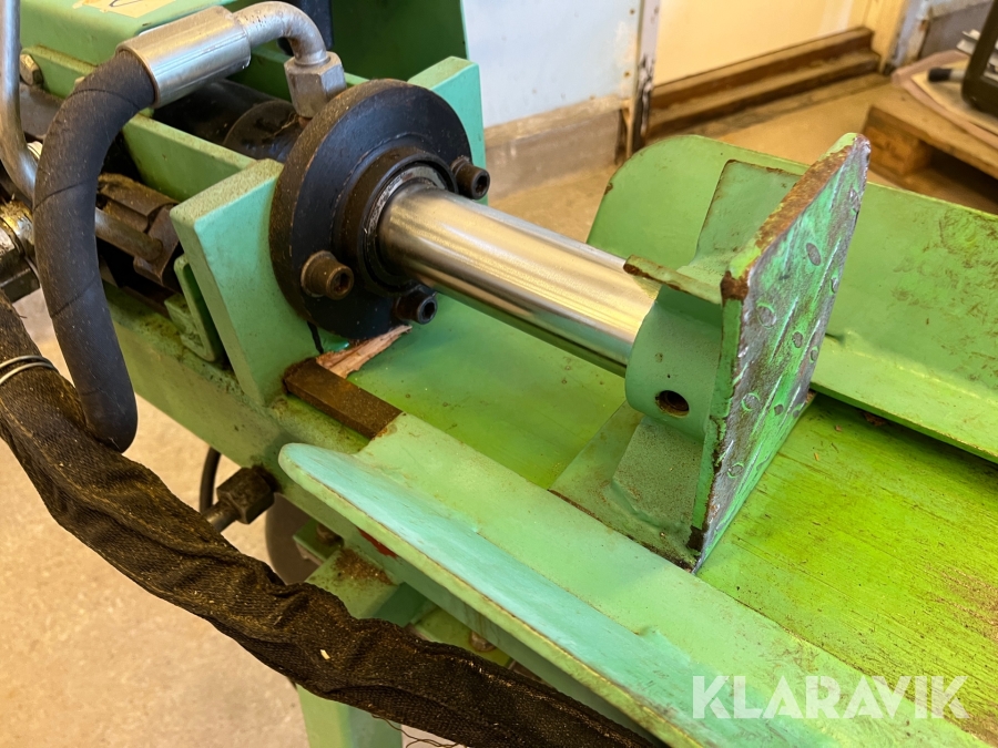 Vedklyv Kellfri HK777, Tranås, Klaravik auktioner