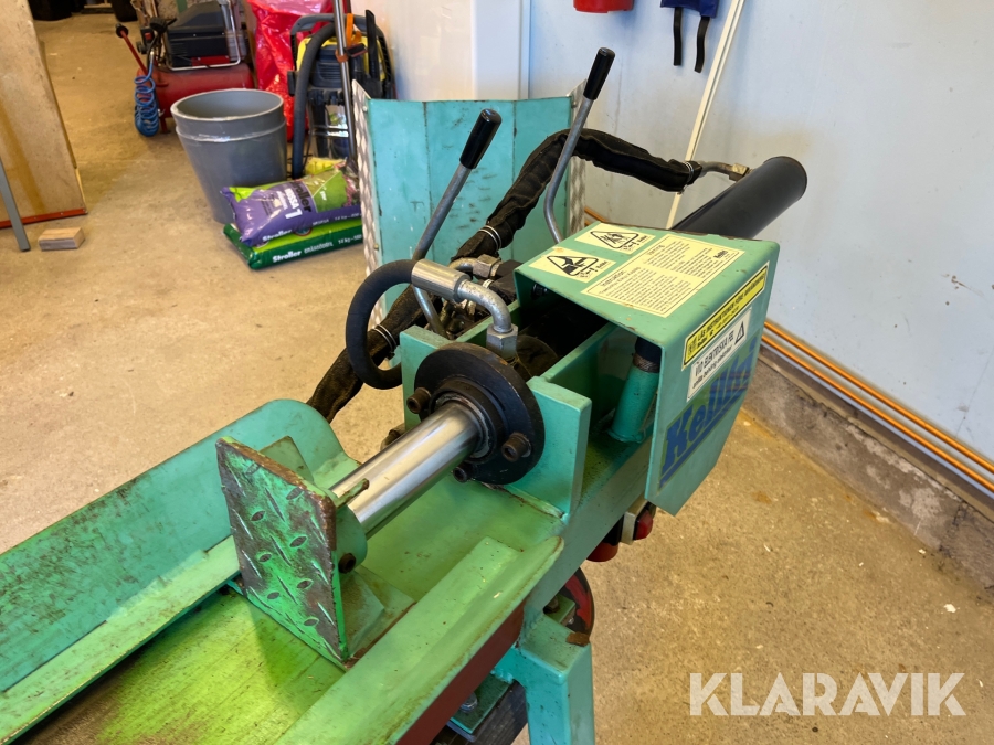 Vedklyv Kellfri HK777, Tranås, Klaravik auktioner