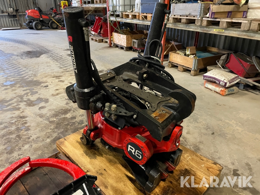 Klaravik Auktioner | Tiltrotator Rototilt R6 med grip