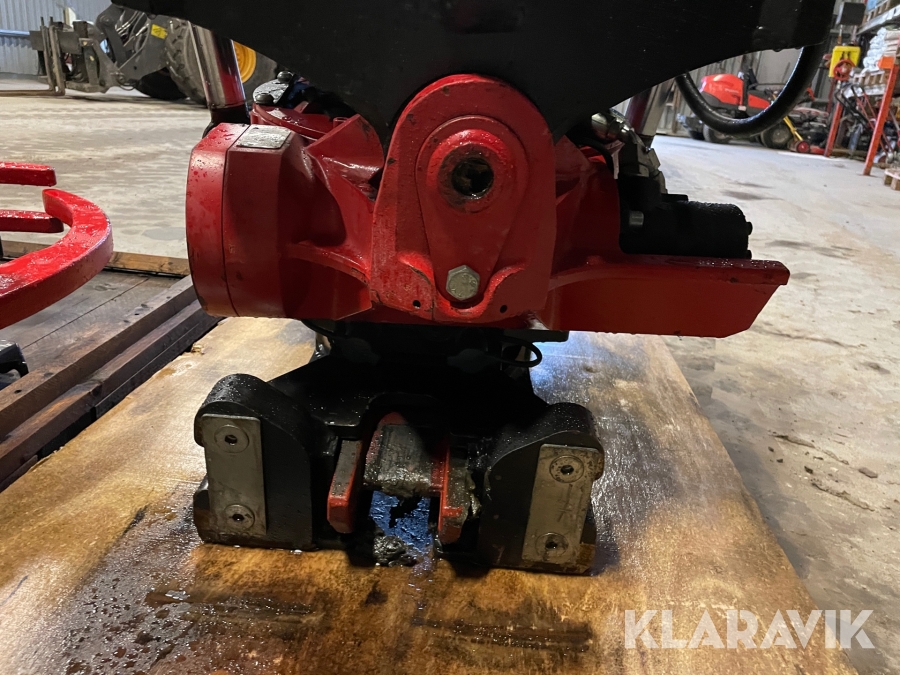Klaravik Auktioner | Tiltrotator Rototilt R6 med grip
