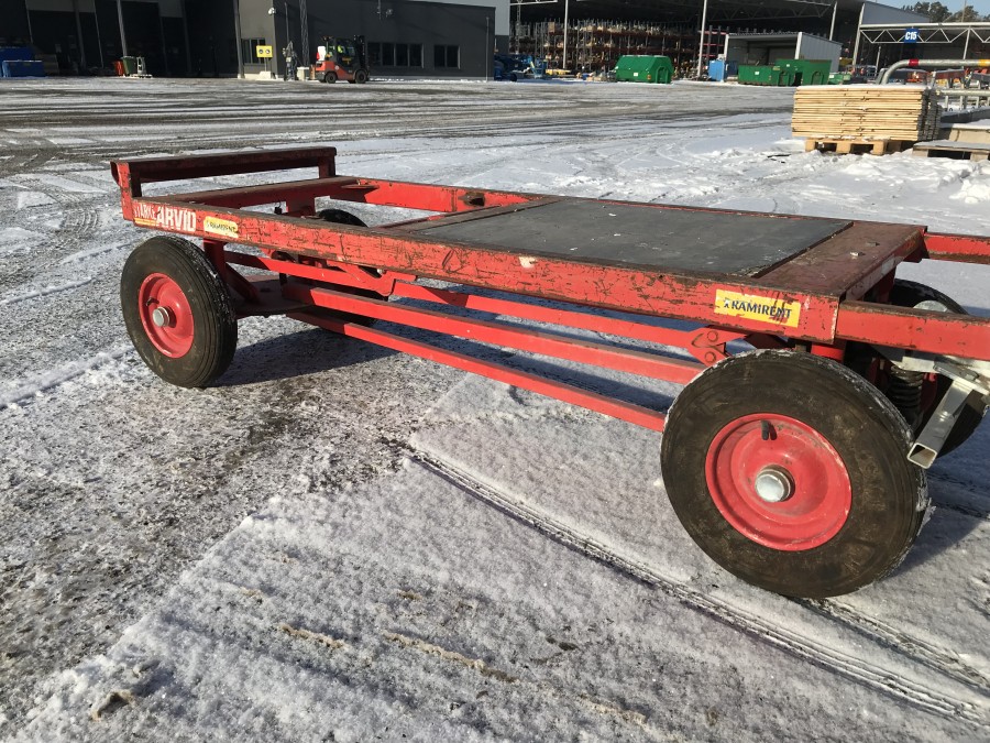 Klaravik Auktioner | TRANSPORTVAGN