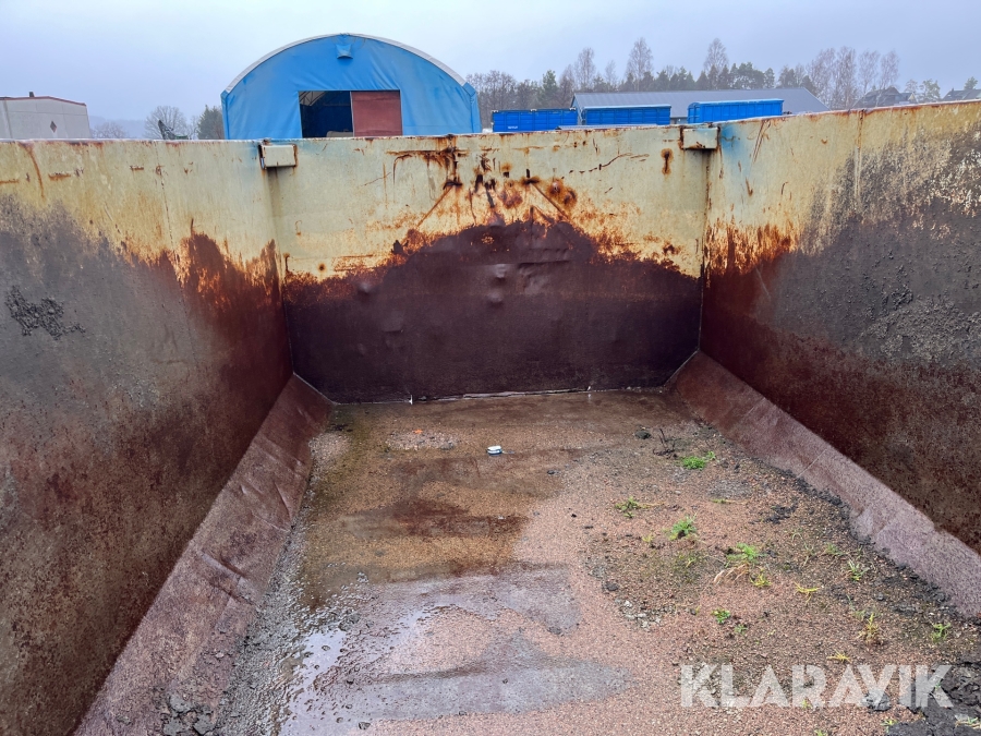 Lastväxlarcontainer 22m3, Kinda, Klaravik auktioner