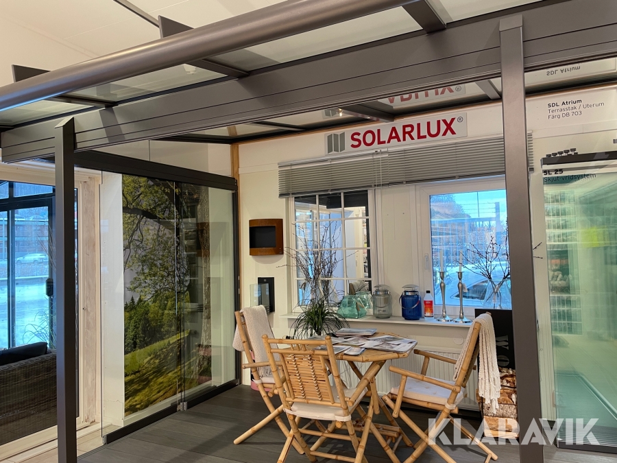 Uterum Solarlux Atrium Sommar med glastak