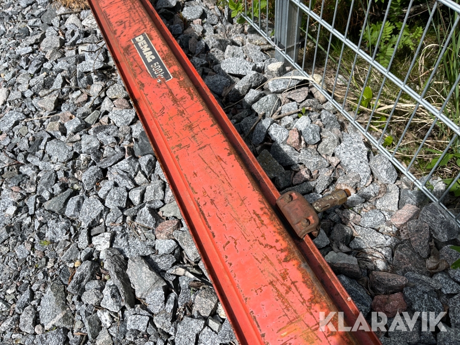 Traversbalk, Sigtuna, Klaravik auktioner