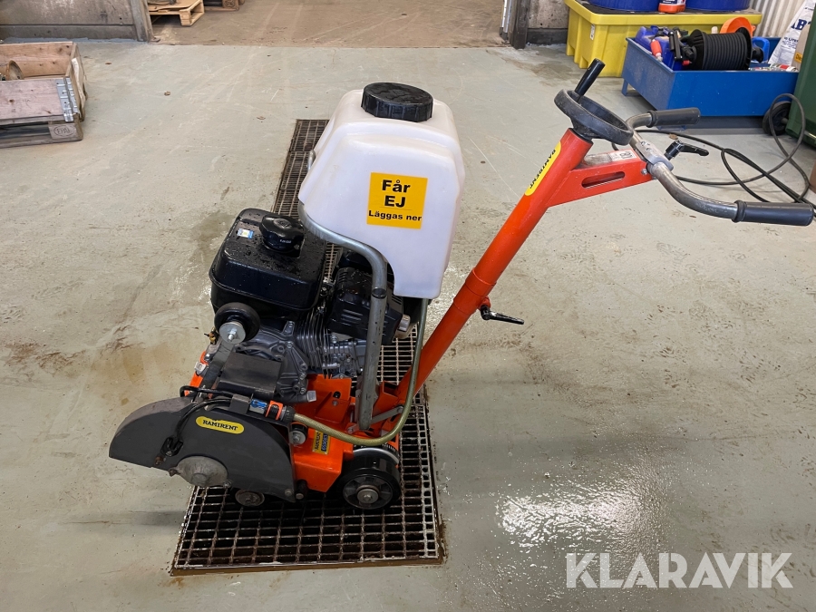 Golvsåg asfalt & betong Husqvarna FS 309, Svalöv, Klaravik