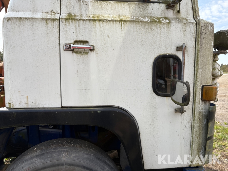 Dragbil Scania LB 111 S34 170 , Vallentuna, Klaravik auktio