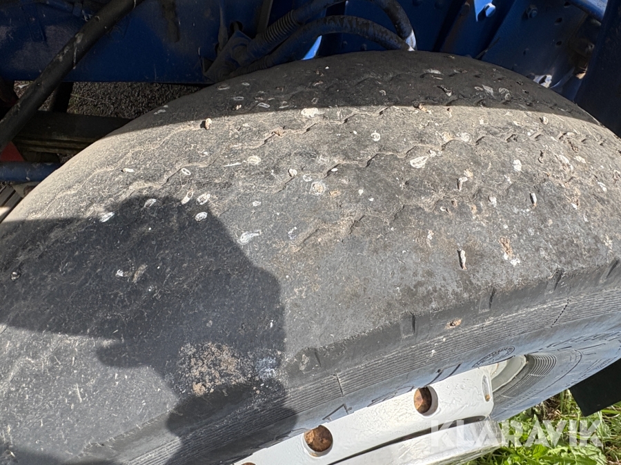 Dragbil Scania LB 111 S34 170 , Vallentuna, Klaravik auktio