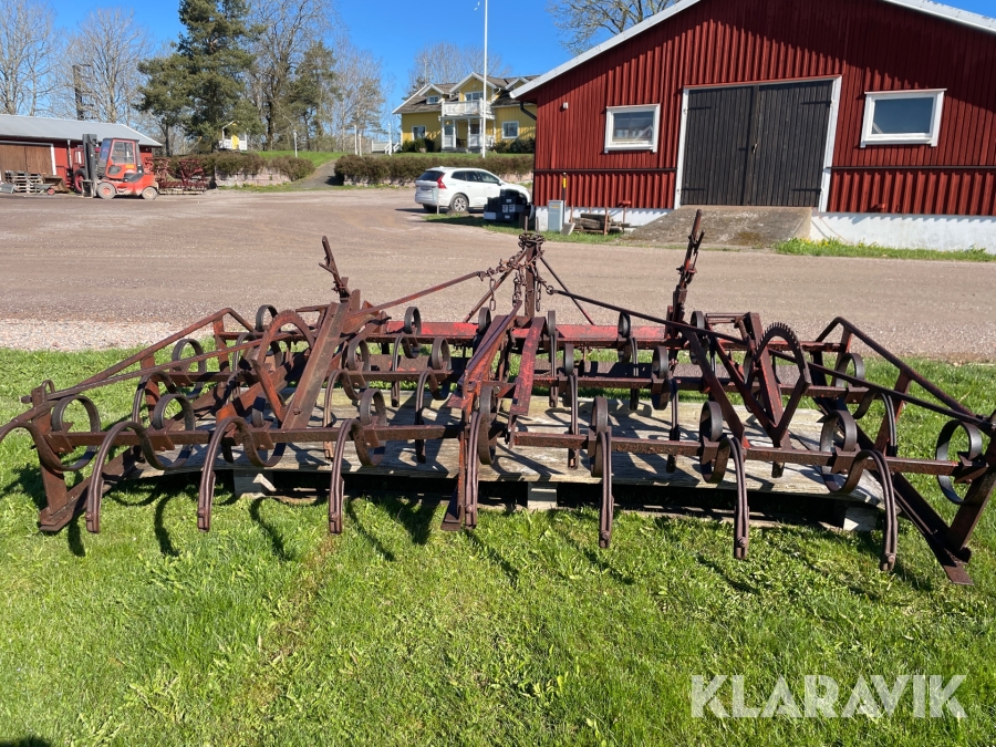 Harv Hyringa, Vänersborg, Klaravik auktioner