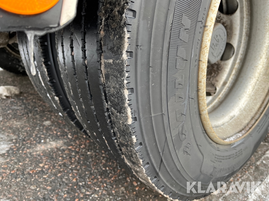 Skåpsläp, Linköping, Klaravik auktioner