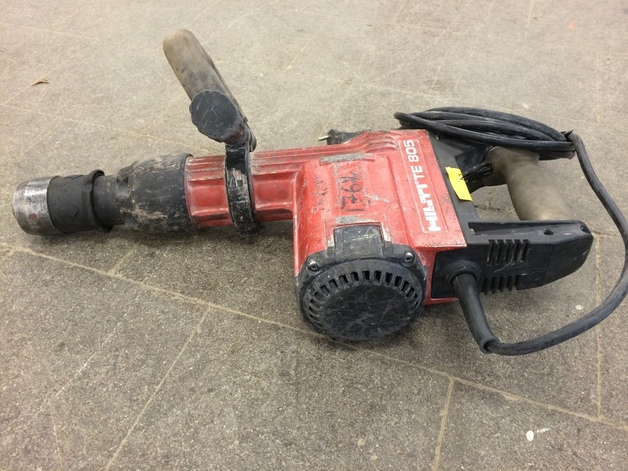Klaravik Auktioner | Bilningshammare Bilmaskin HILTI TE 805
