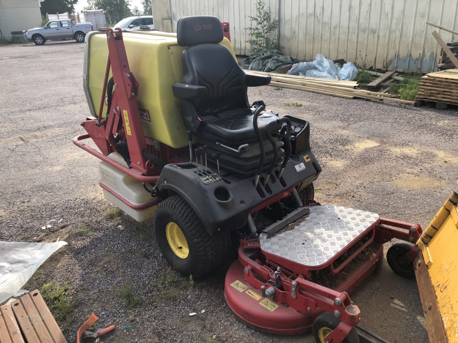 Klaravik Auktioner | Åkgräsklippare Gianni Ferrari 810