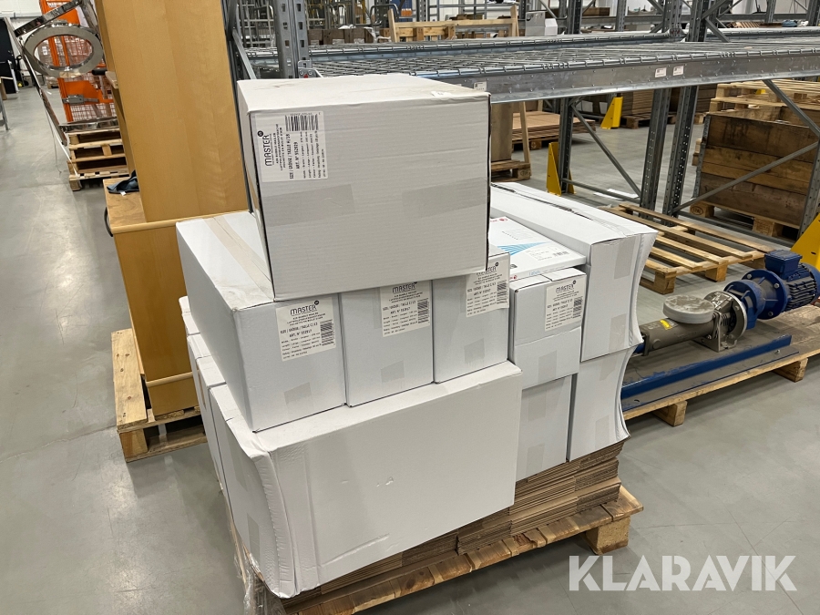 Packmaterial, Huddinge, Klaravik auktioner